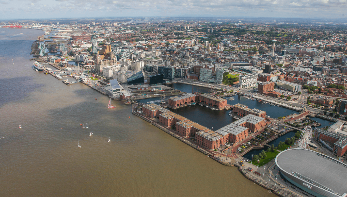 Diverted route for vehicles visiting Royal Albert Dock via The Strand ...